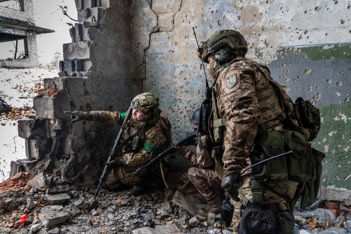 Rosyjskie rakiety spadły przy granicy z Polską - RMF 24