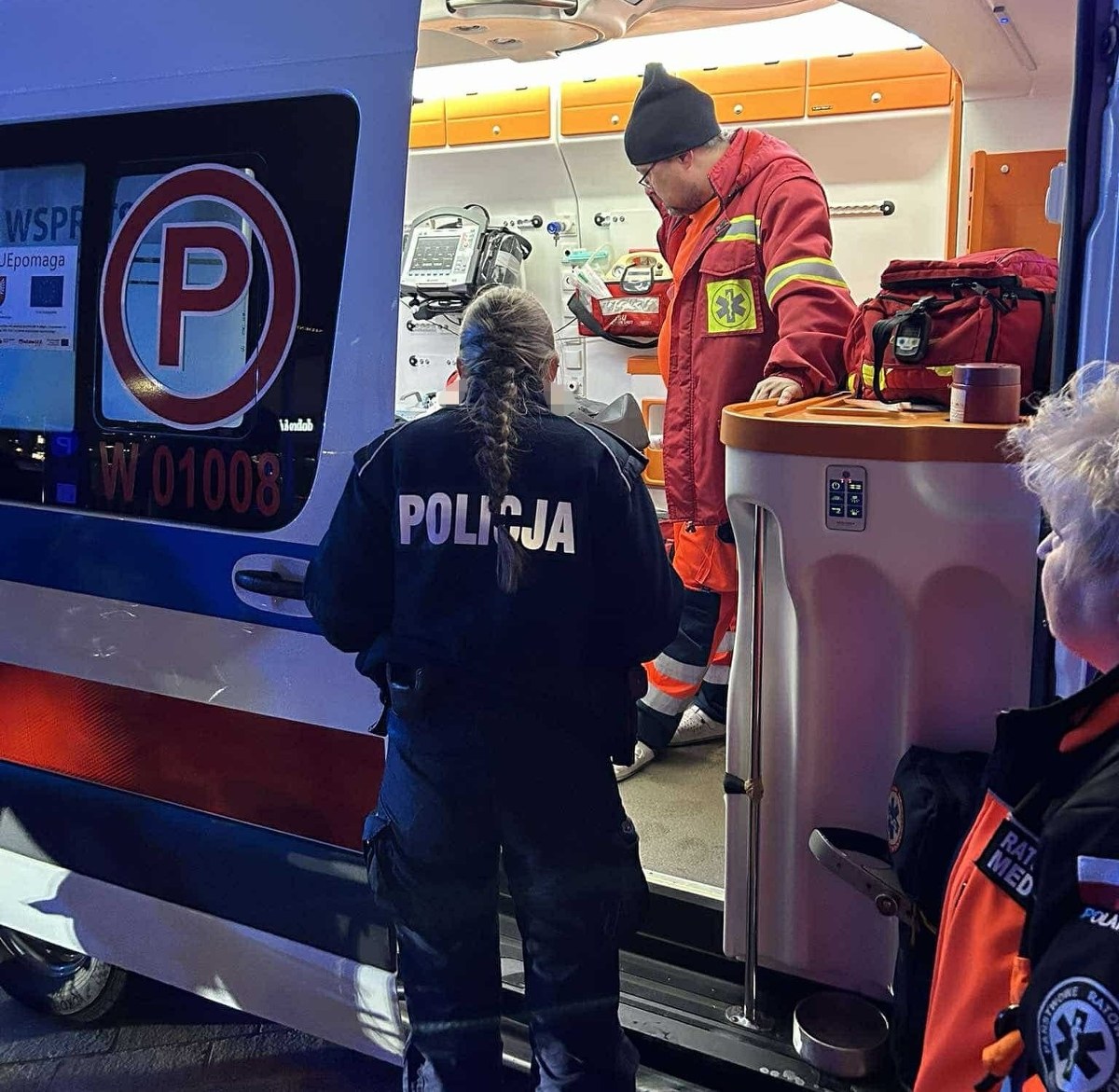 Pułkownik SOP pobił ratowników medycznych w Warszawie - RMF 24