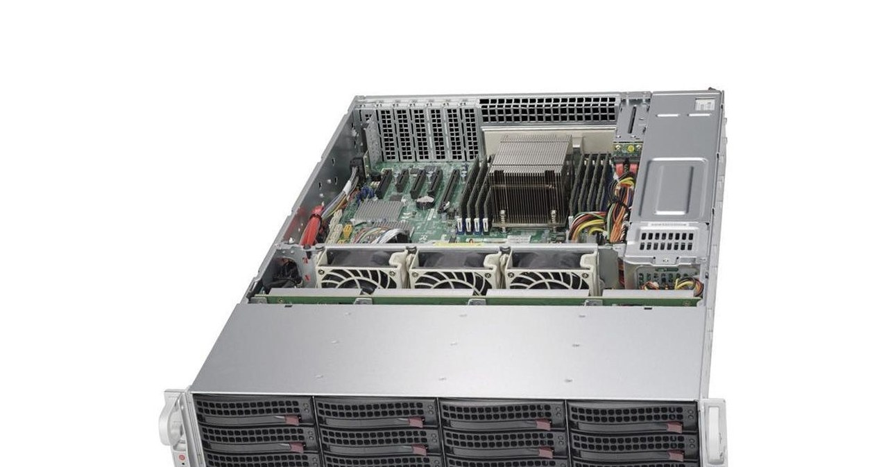 Supermicro RACK 2U - rekomendacje - GeekWeek w INTERIA.PL