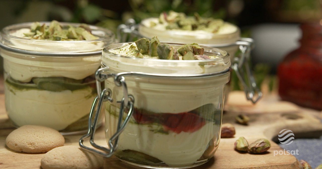 Matcha tiramisu. Przepis Ewy Wachowicz na matcha-misu - Kobieta w ...