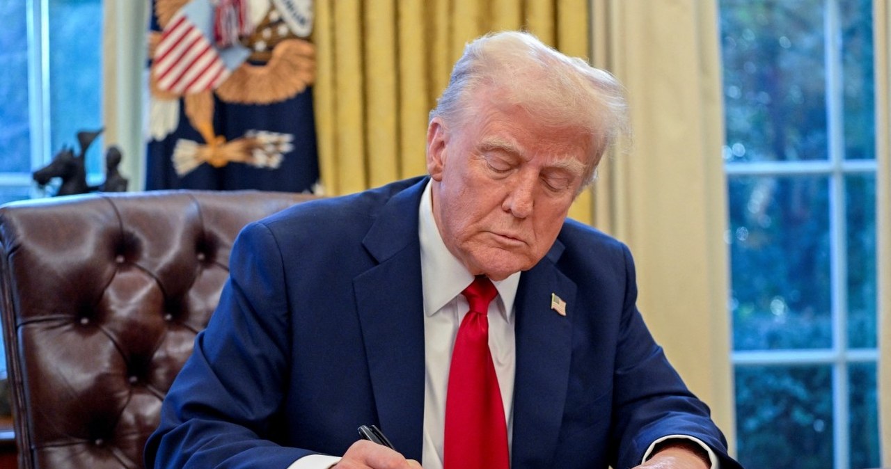 USA: Trump ułaskawił 24-latkę po ataku na Kapitol. Teraz znów trafi do ...