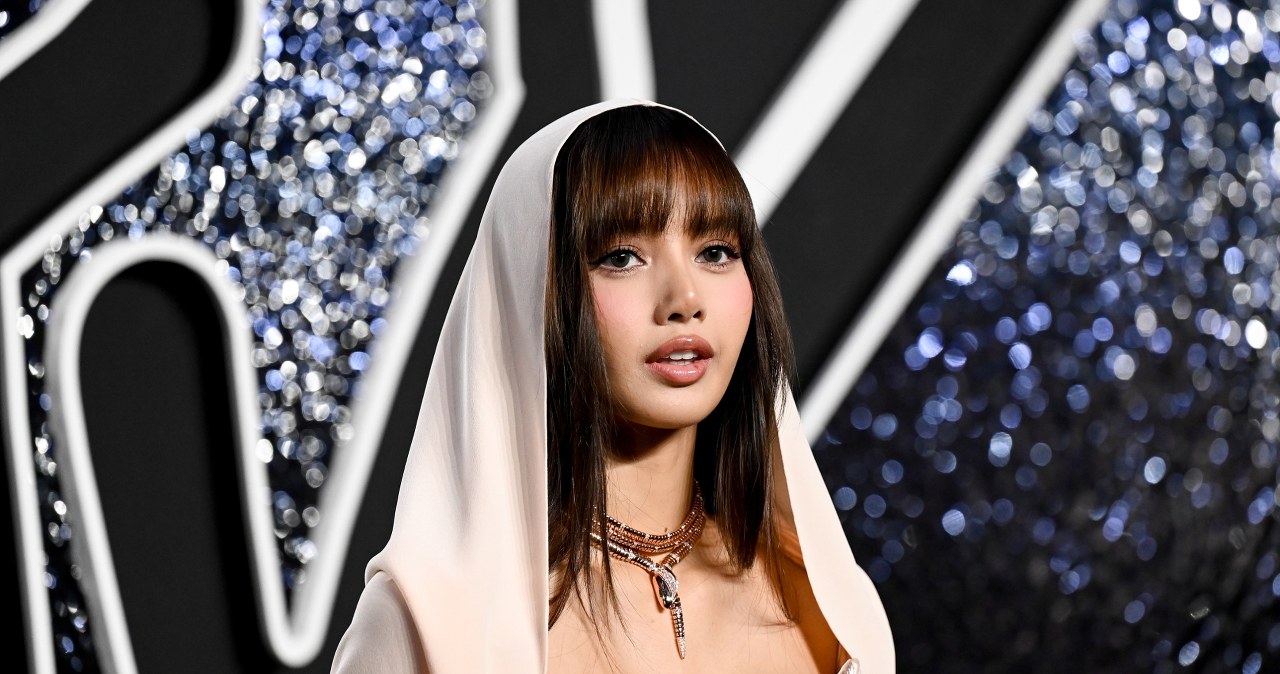 Lisa, Raye i Doja Cat we wspólnym utworze "Born Again". Trio stworzyło ...