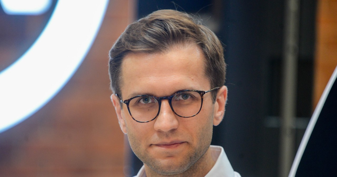 Mikołaj Marczyk pobił Rekord Guinnessa? Z Łodzi do Paryża na jednym baku - Motoryzacja w INTERIA.PL