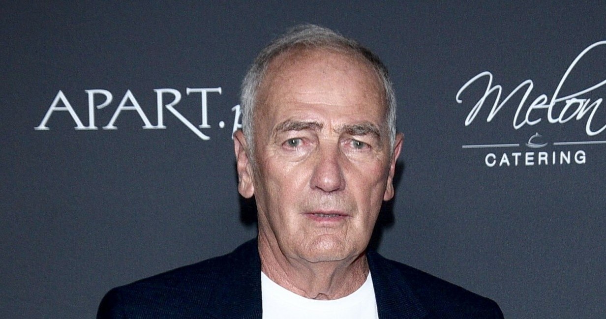 Karol Strasburger apeluje do fanów i prosi o czujność. Ktoś się pod ...