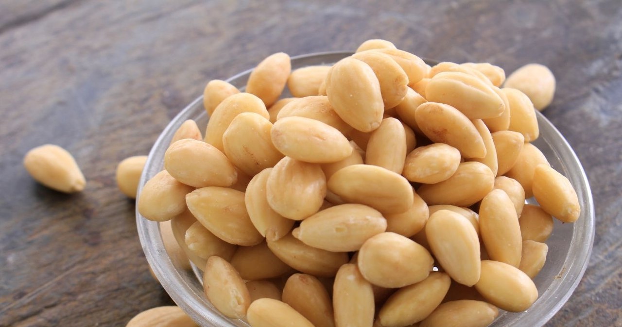 Migdały - najzdrowsza przekąska świata - TerazGotuje.pl