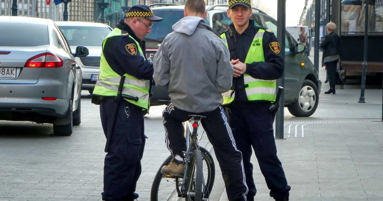 Mandaty na setki złotych za rower. Wystarczy, że zabraknie jednego ...