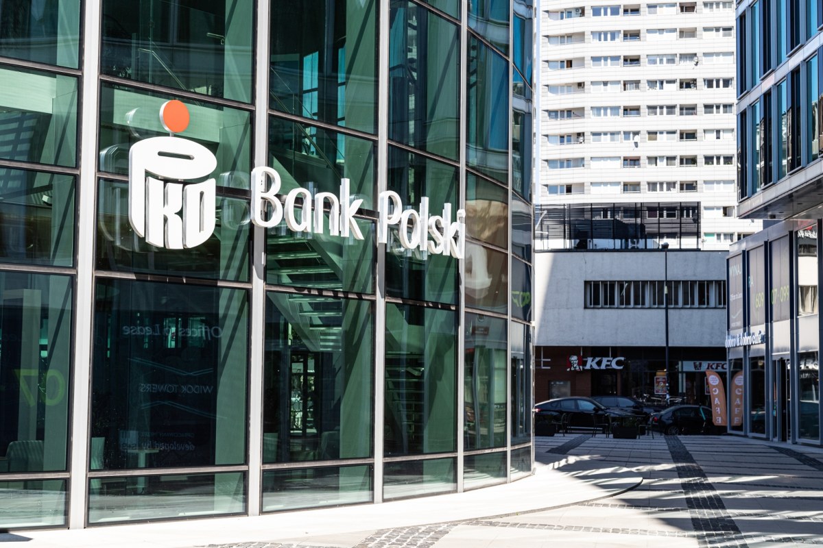 Uwaga na nowe oszustwo! PKO BP ostrzega klientów - RMF 24
