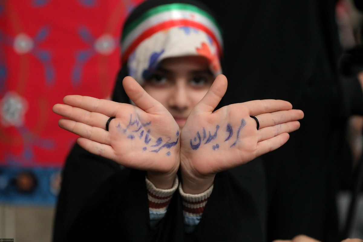 Iran nie podjął decyzji o budowie bomby atomowej, ale zrobi to w dwóch ... Iran nie podjął decyzji o budowie bomby atomowej, ale zrobi to w dwóch ...