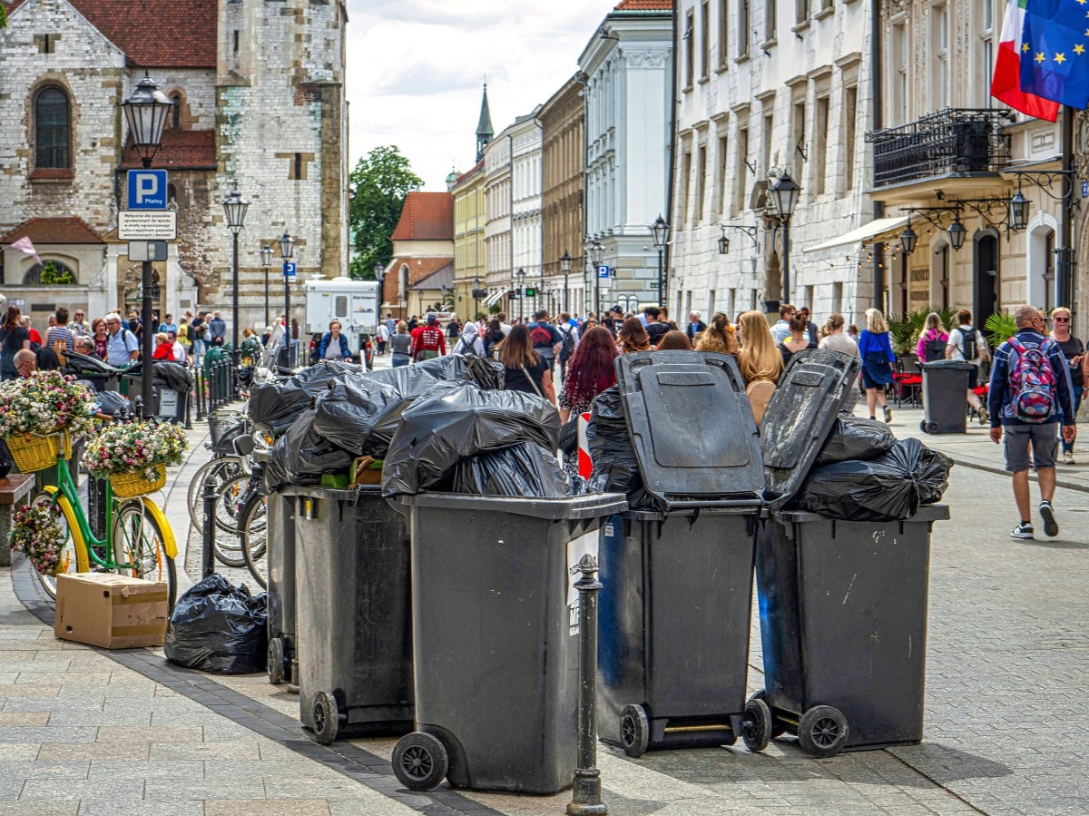 Kraków: Podwyżka opłaty za śmieci już od września. Jaka będzie nowa ...