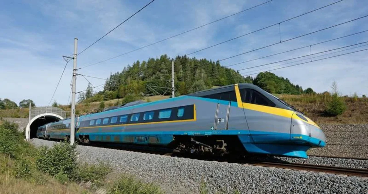 Czeskie pociągi rozpędziły się do prędkości 200 km/h - GeekWeek w INTERIA.PL
