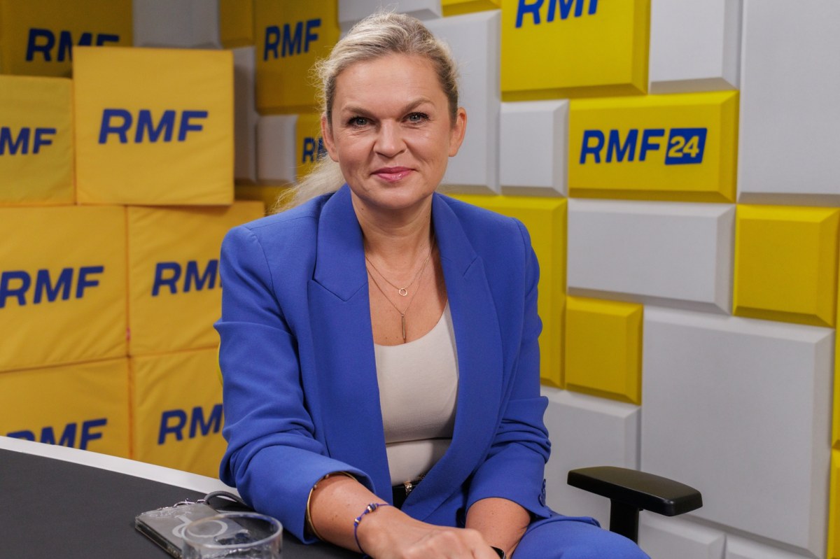 Prace domowe wracają do szkół? Barbara Nowacka stawia sprawę jasno - RMF 24