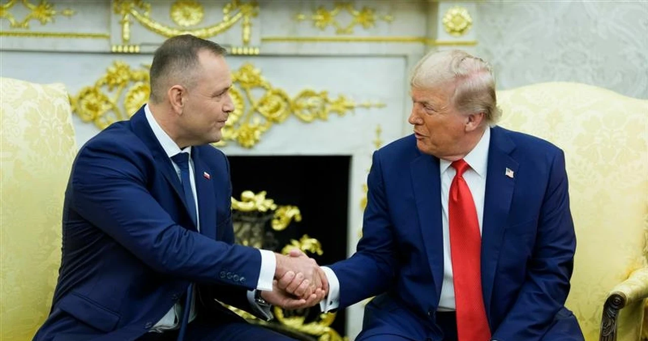 Karol Nawrocki rozmawiał z Donaldem Trumpem. Jest oświadczenie prezydenta RP - Wydarzenia w ...
