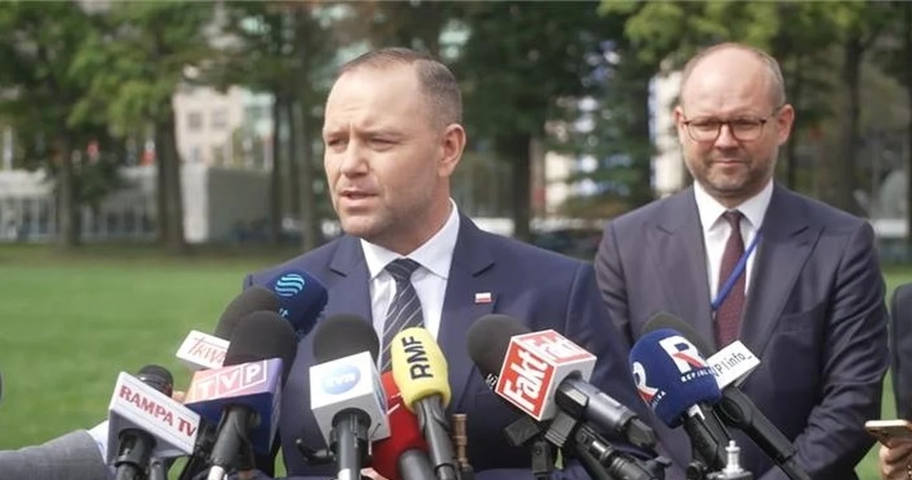 Karol Nawrocki spotkał się z Donaldem Trumpem. Prezydent ujawnił szczegóły - Wydarzenia w INTERIA.PL