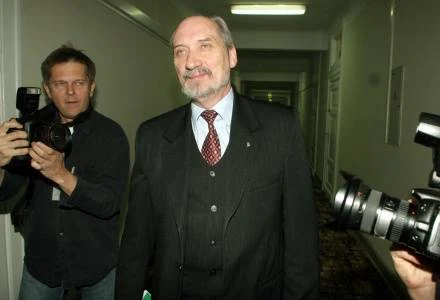 Macierewicz nie może być pozywany ws. WSI - Wydarzenia w INTERIA.PL