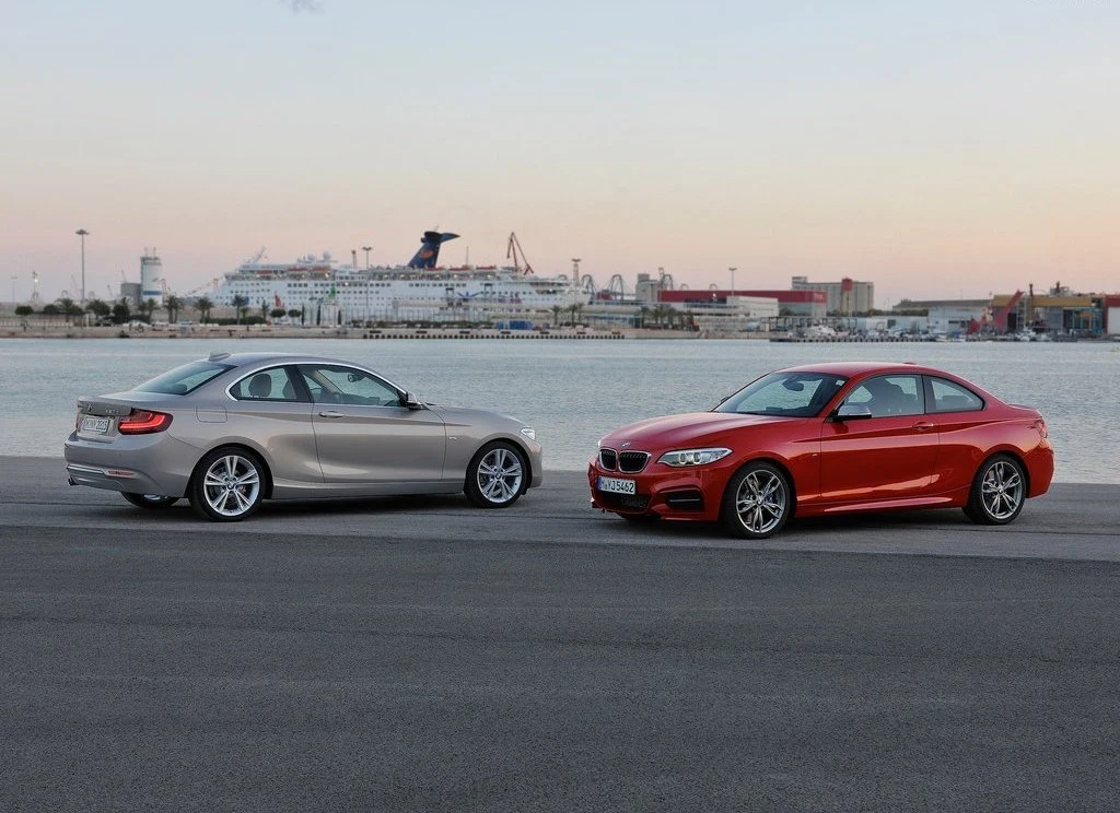 BMW serii 2 Coupe - informacje i zdjęcia - Motoryzacja w INTERIA.PL