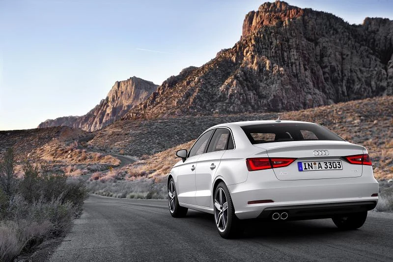 Całkiem nowe Audi. Oto A3 w wersji sedan! - Motoryzacja w INTERIA.PL
