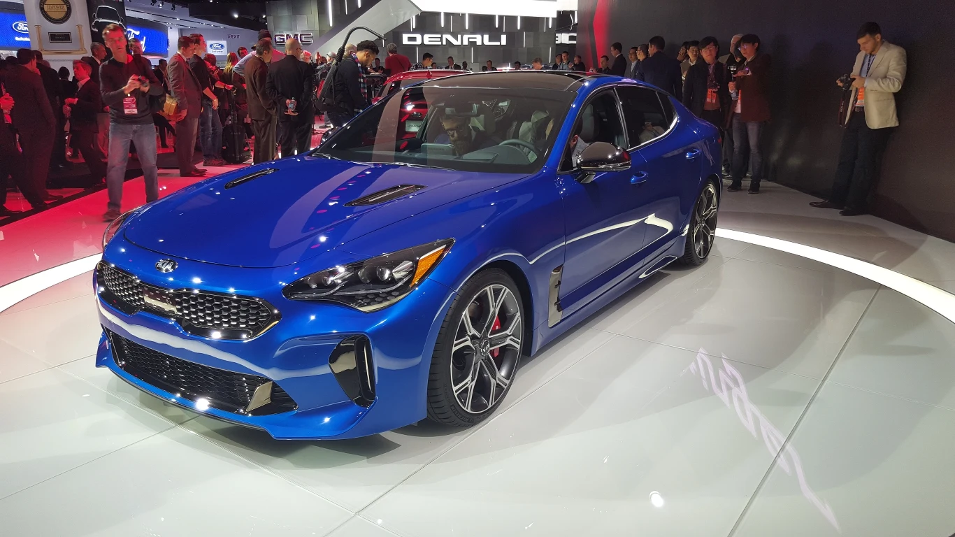 Kia Stinger w wersji europejskiej - Motoryzacja w INTERIA.PL