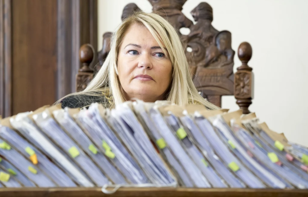 Sędzia z Gdańska prowadząca proces Amber Gold stanie przed komisją ...