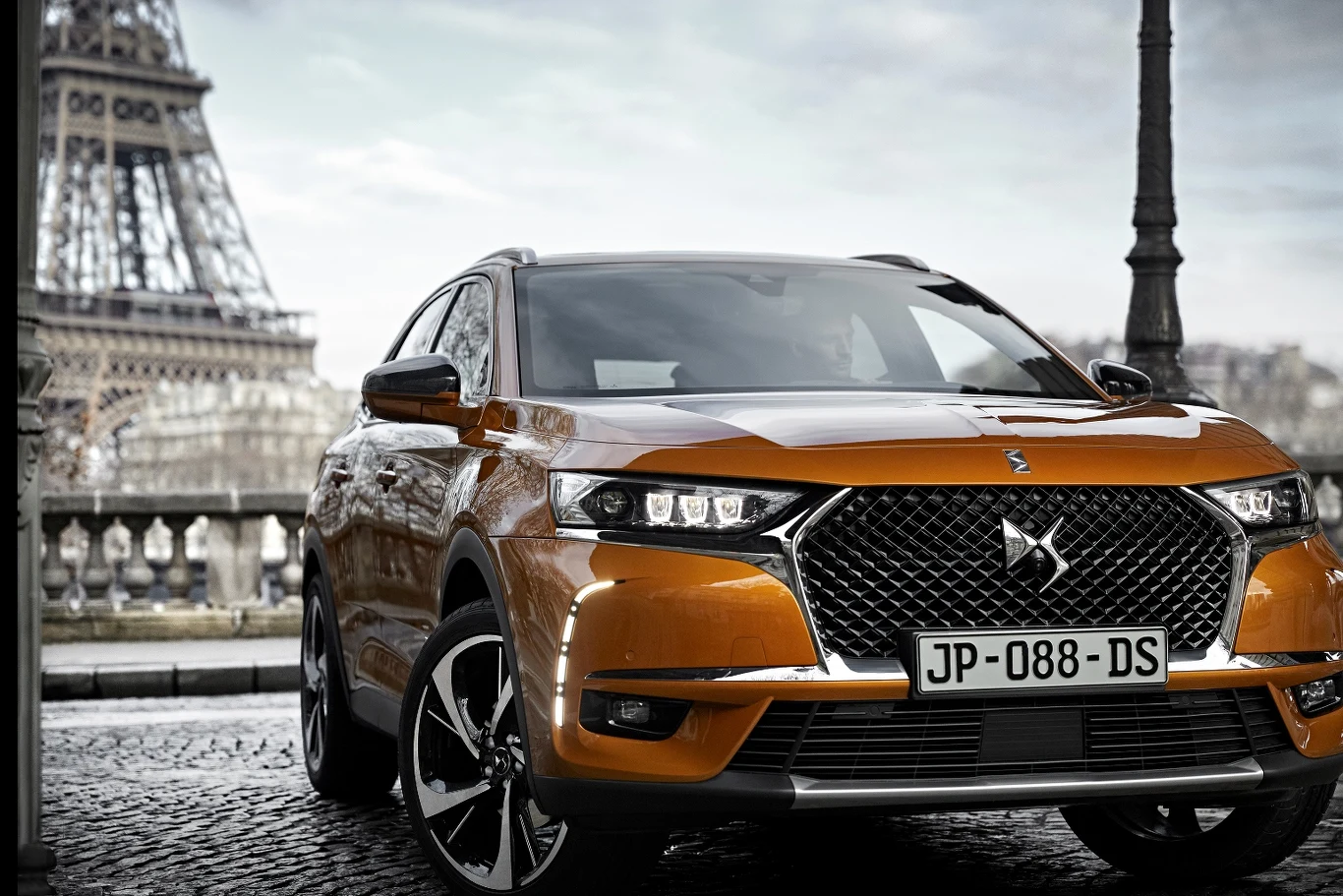 DS 7 Crossback, czyli nowy crossover - Motoryzacja w INTERIA.PL