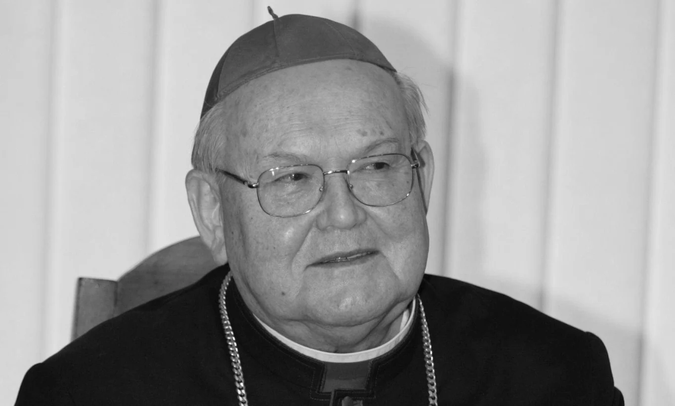 Zmarł biskup Tadeusz Rybak. Miał 88 lat - Wydarzenia w INTERIA.PL