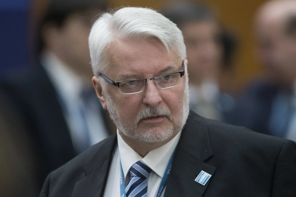 Waszczykowski dla "Spiegla": Albo pozostaniemy razem, albo każdy ...