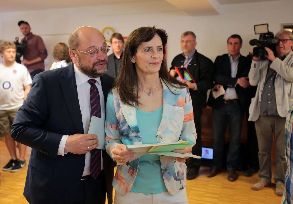 Kim jest żona Martina Schulza? Ma polskie korzenie - Wydarzenia w ...