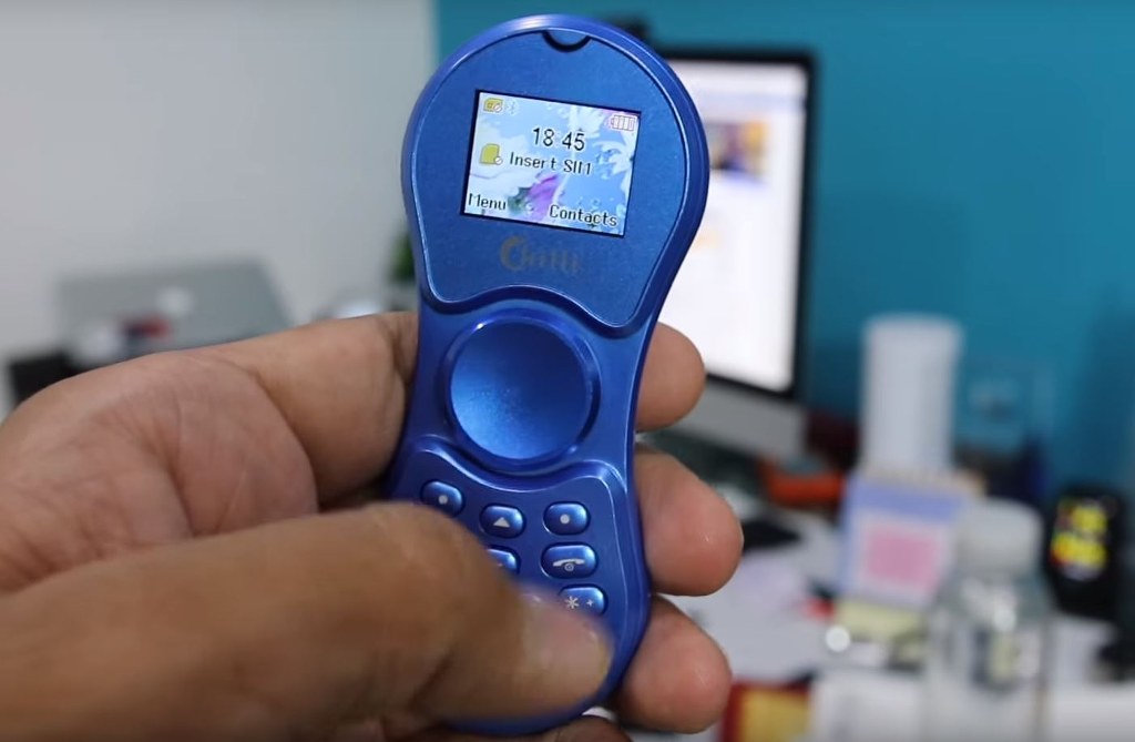 Tego jeszcze nie było. Telefon w formie fidget spinnera