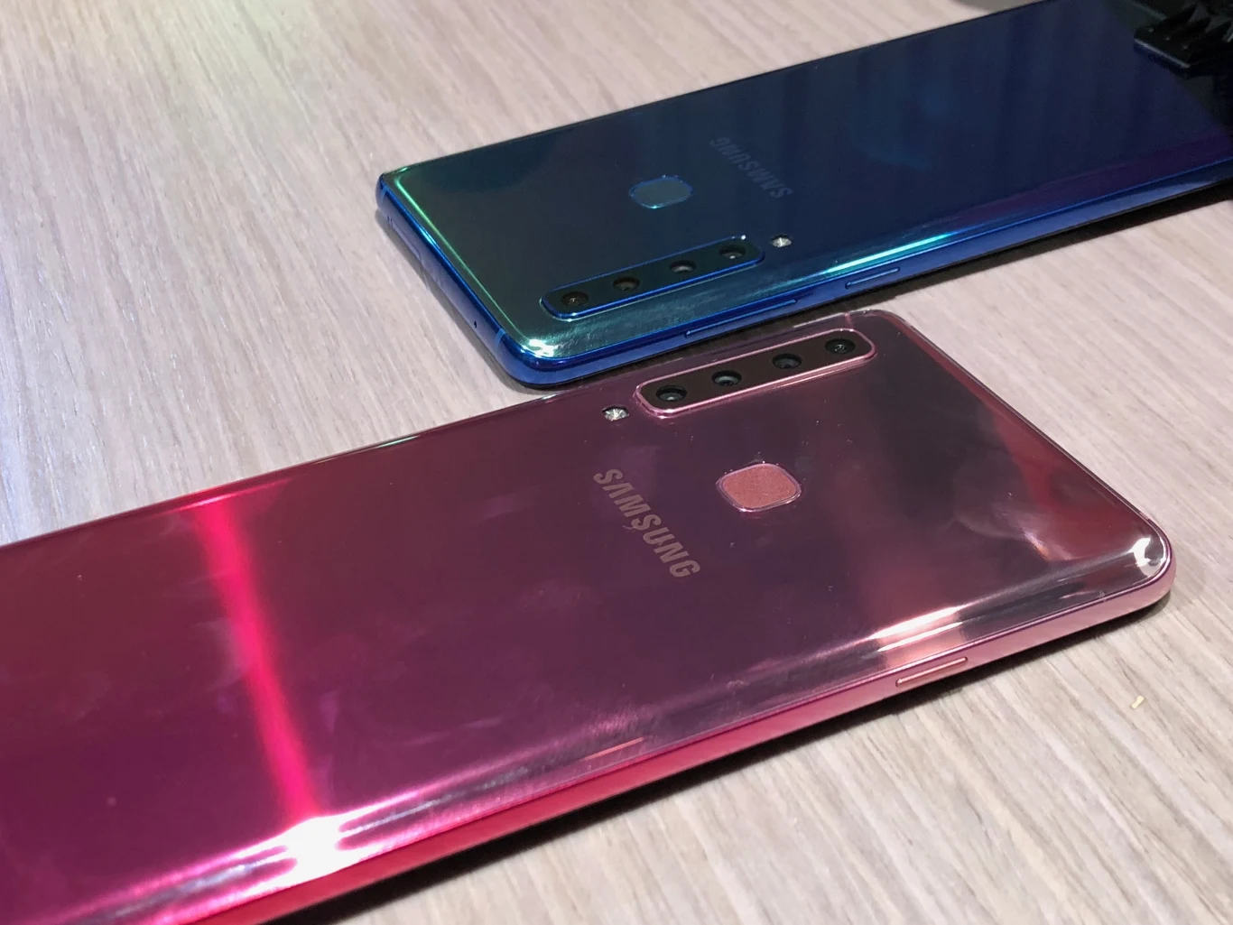 Samsung Galaxy A9 - pierwsze wrażenia - GeekWeek w INTERIA.PL