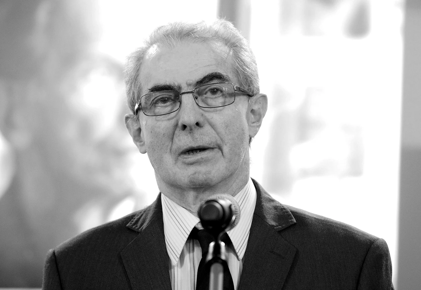 Zmarł Karol Modzelewski - Wydarzenia w INTERIA.PL