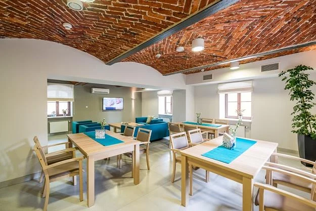 MEDI-system kupił od Angel Poland Group centrum seniora Angel Care ...