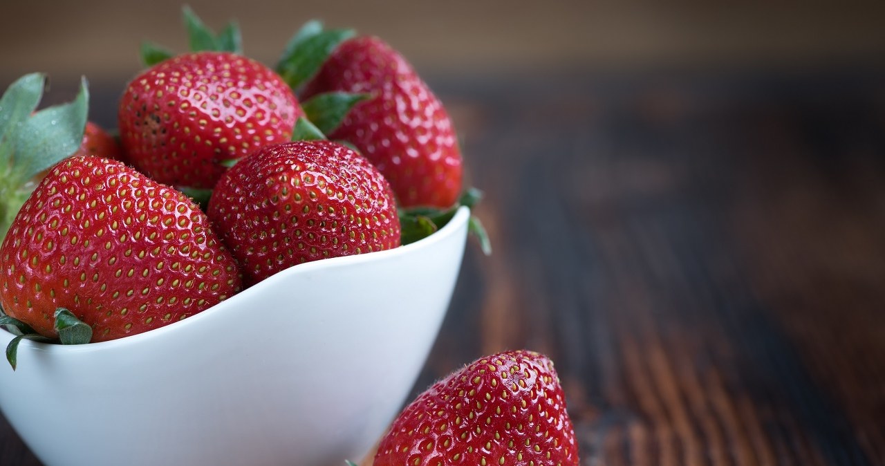 Warzywa i owoce sezonowe wiosenne - Ding.pl