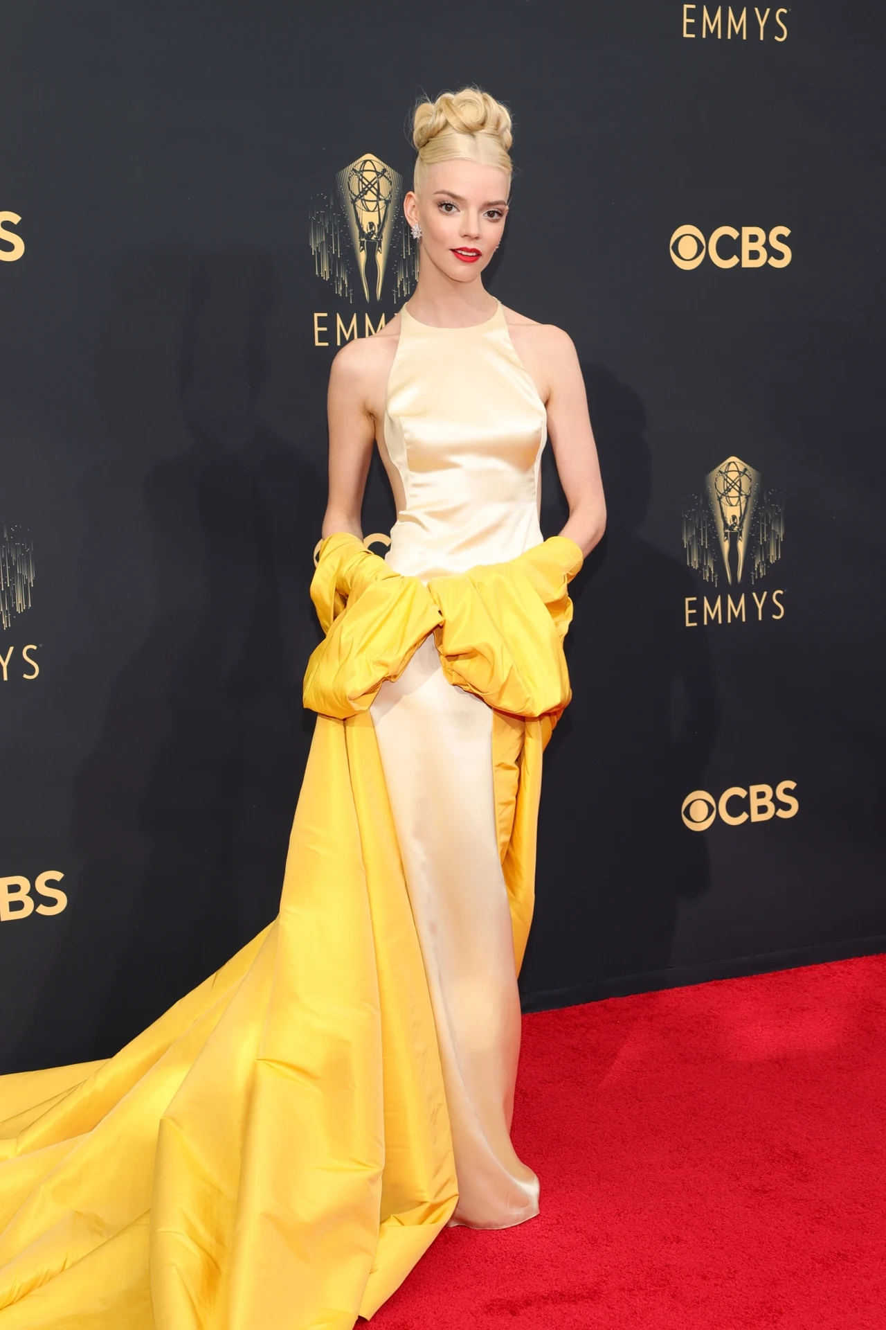 "Gambit królowej": Anya Taylor-Joy zachwyciła na Emmy 2021. Co za uroda ...