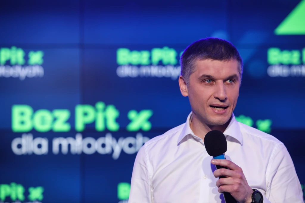 Piotr Nowak - kim jest nowy minister rozwoju i technologii - Wydarzenia ...