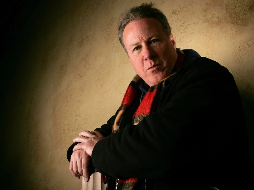 John Heard nie żyje! Tragiczna historia ojca "Kevina" - Swiatseriali w ...