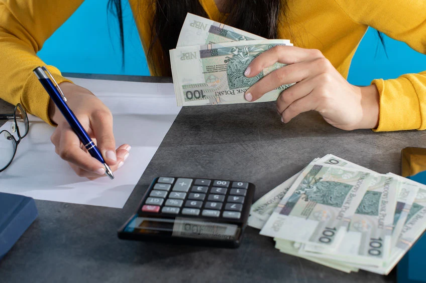 Zmiany w podatkach od lipca 2022 r. Obniżka PIT z 17 do 12 proc. i nowe ...