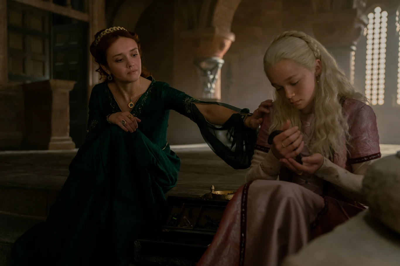 "Ród smoka": Emma DArcy to nowa Rhaenyra. Aktorka o relacji z Daemonem ...