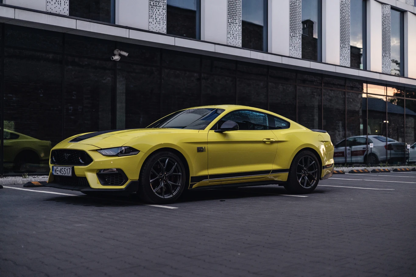 Ford Mustang Mach 1 – godne pożegnanie - Motoryzacja w INTERIA.PL