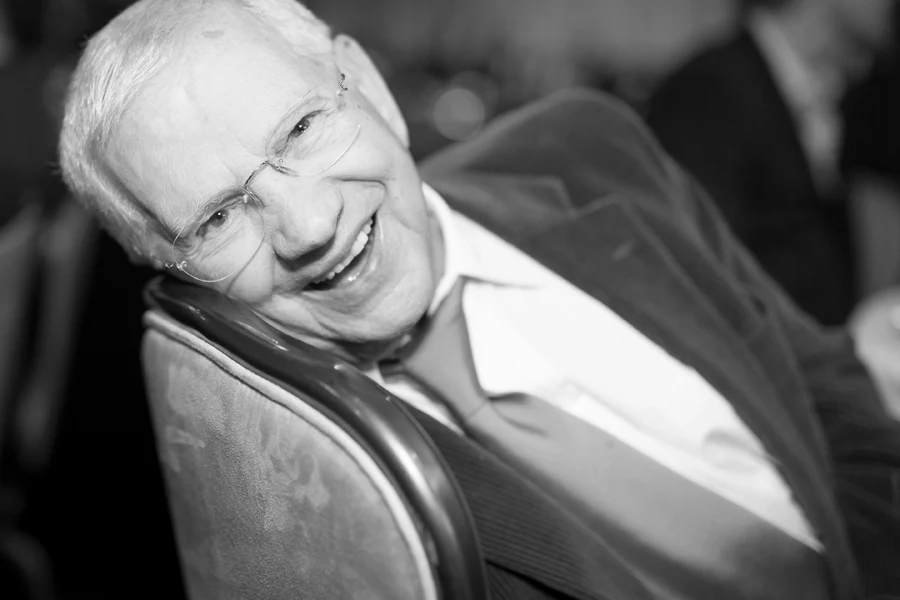 Zmarł Robert Clary. Był gwiazdą seriali "Zuchy Hogana" i "Moda na ...