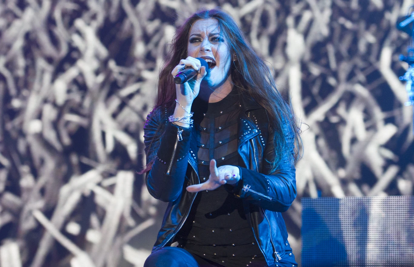Floor Jansen (Nightwish) wygrała walkę z rakiem. "Odzyskuję energię ...