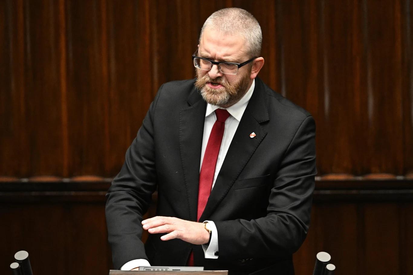 Sejm. Grzegorz Braun do Elżbiety Witek: Dość tego matactwa - Wydarzenia ...