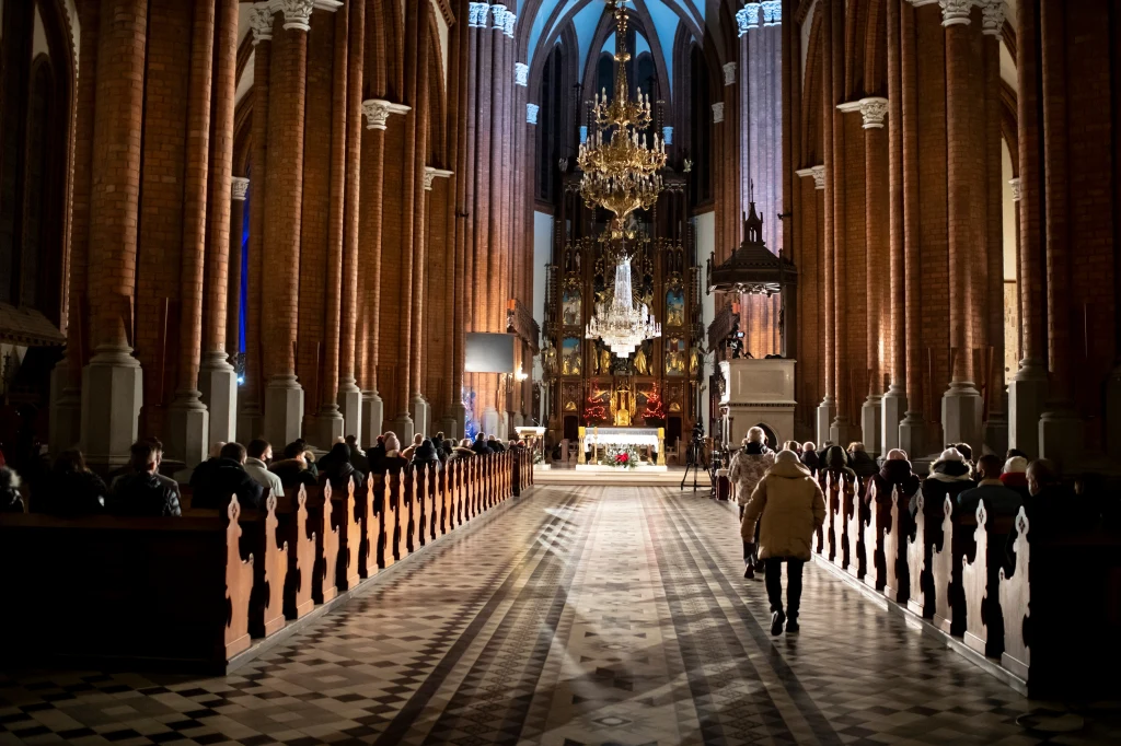 Boże Narodzenie. Pasterka 2023. O której godzinie odbywa się msza ...