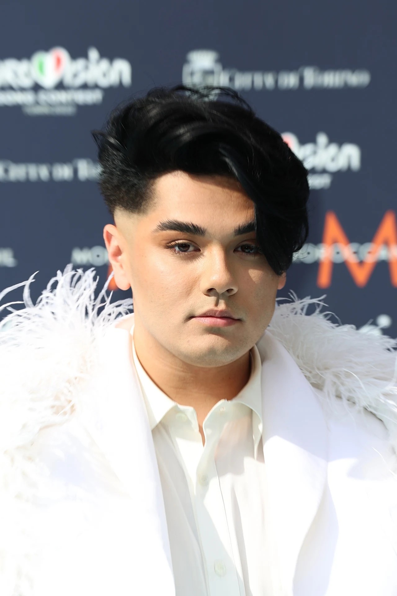 Wszedł na scenę i nie powiedział ani słowa. Gdy zaśpiewał w "Mam talent ...