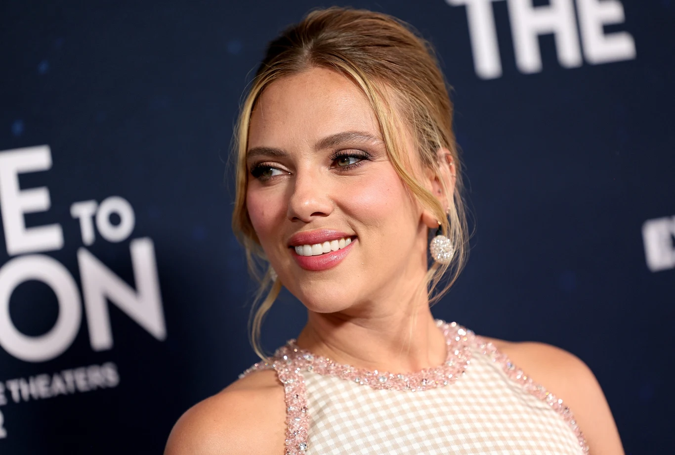 "Zabierz mnie na Księżyc": Rzetelnie opowiedziana historia. Scarlett ...