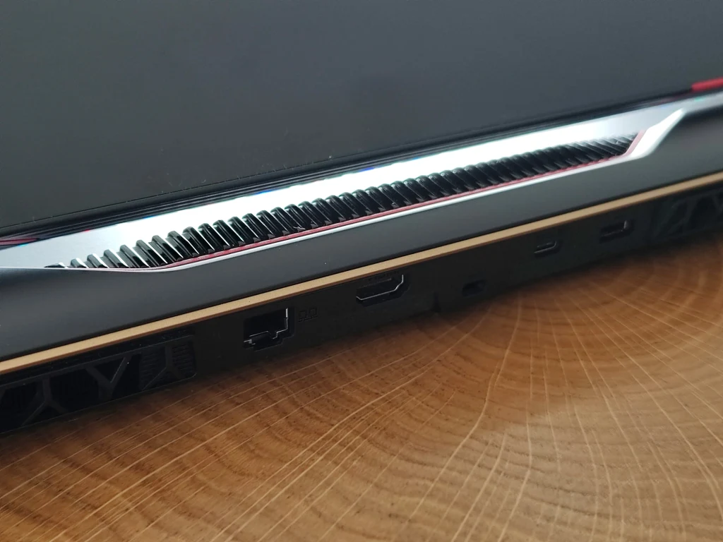 MSI Raider GE68 HX 14V – test. Potężny laptop dla graczy i ...