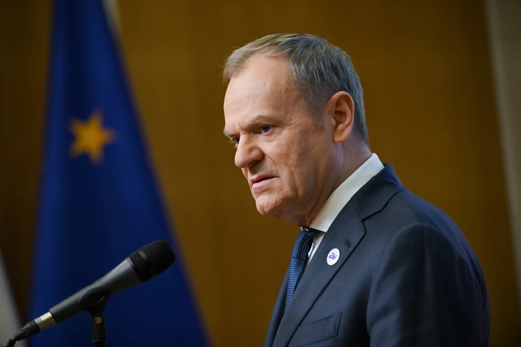 Donald Tusk apeluje do PiS i prezydenta. "Chociaż nie przeszkadzajcie" - Wydarzenia w INTERIA.PL