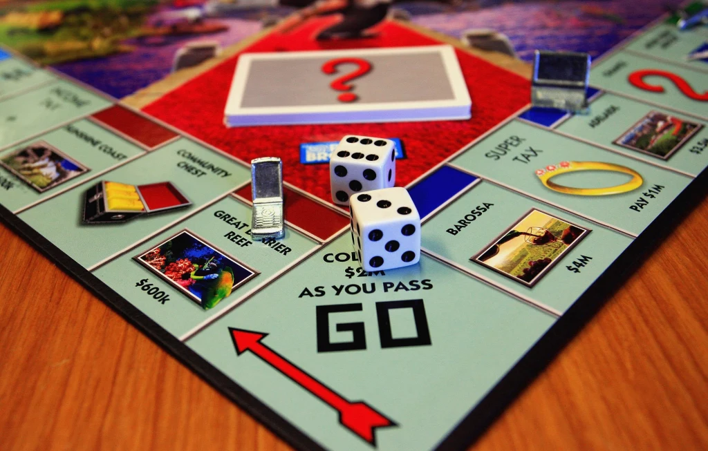 Nowe wydanie kultowej gry planszowej Monopoly. Kiedy premiera? - Gry w ...