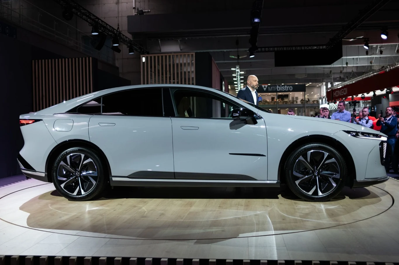 Mazda 6e. Polskie ceny, dane techniczne, wyposażenie - Motoryzacja w ...