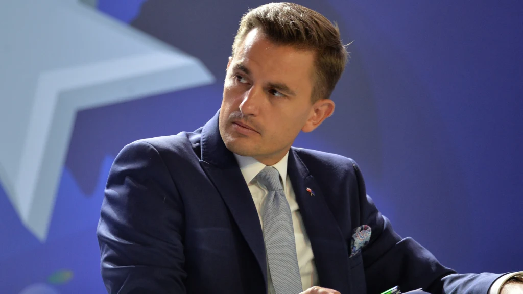 Wiceminister Myrcha zwrócił się do Telewizji Republika. "Jeszcze jeden raz" - Wydarzenia w ...