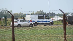 Katastrofa F-16 w Radomiu. Nowe informacje o zniszczeniach na lotnisku - Wydarzenia w INTERIA.PL