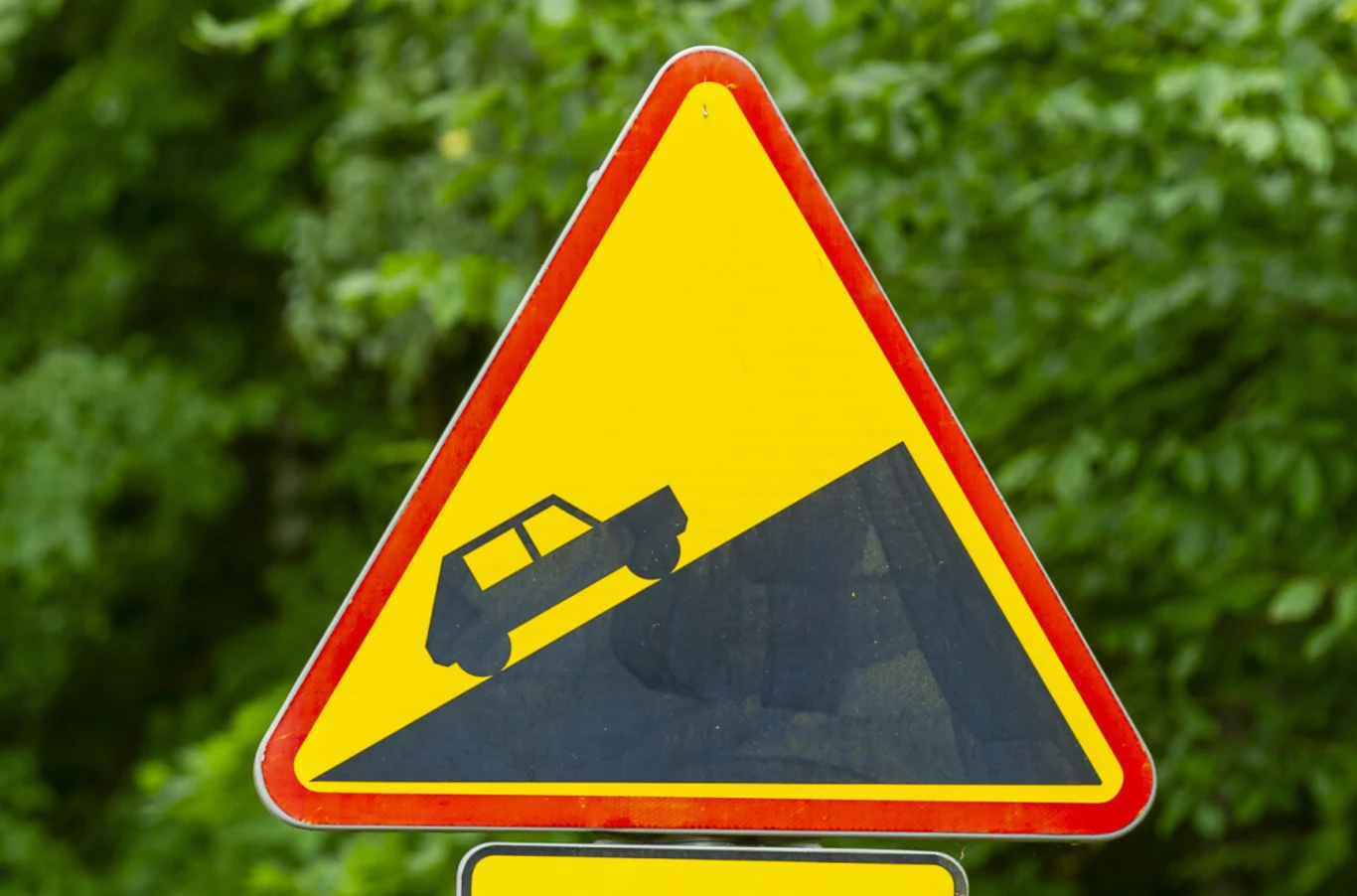 Najbardziej stroma droga w Polsce. Ma 28 proc. nachylenia - Motoryzacja ...
